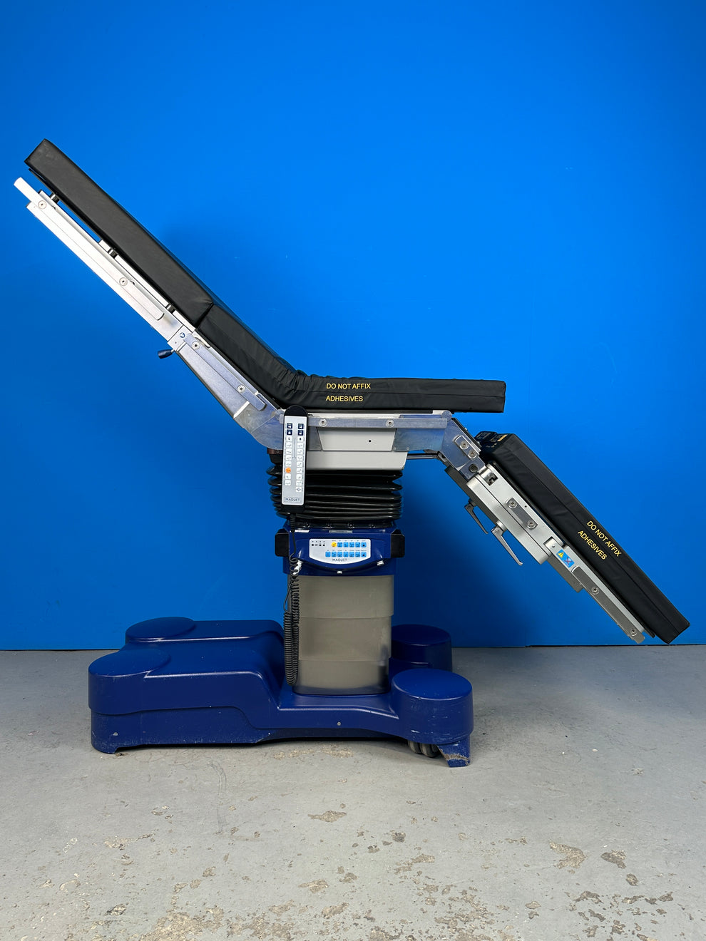 Maquet Alphamaxx Mobile Universal Operating Table – MedGill Ltd