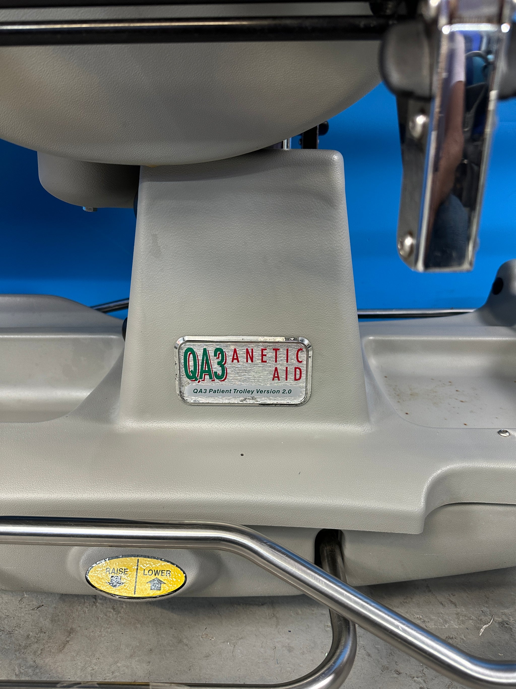 Anetic Aid QA3 Hydraulic Patient Trolley – MedGill Ltd