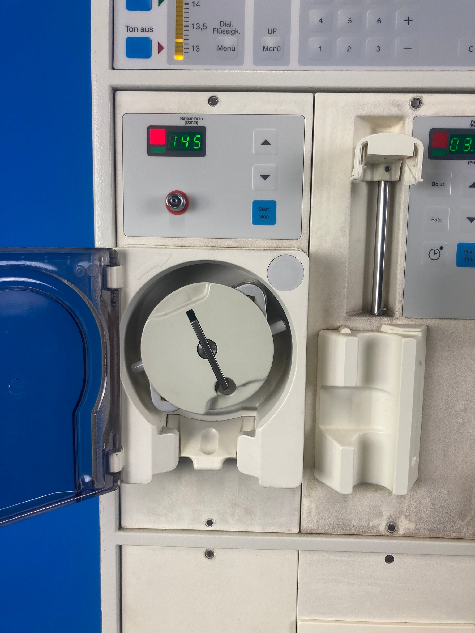 Fresenius Medical Care 4008S Dialysis Machine – Med_Gill Ltd